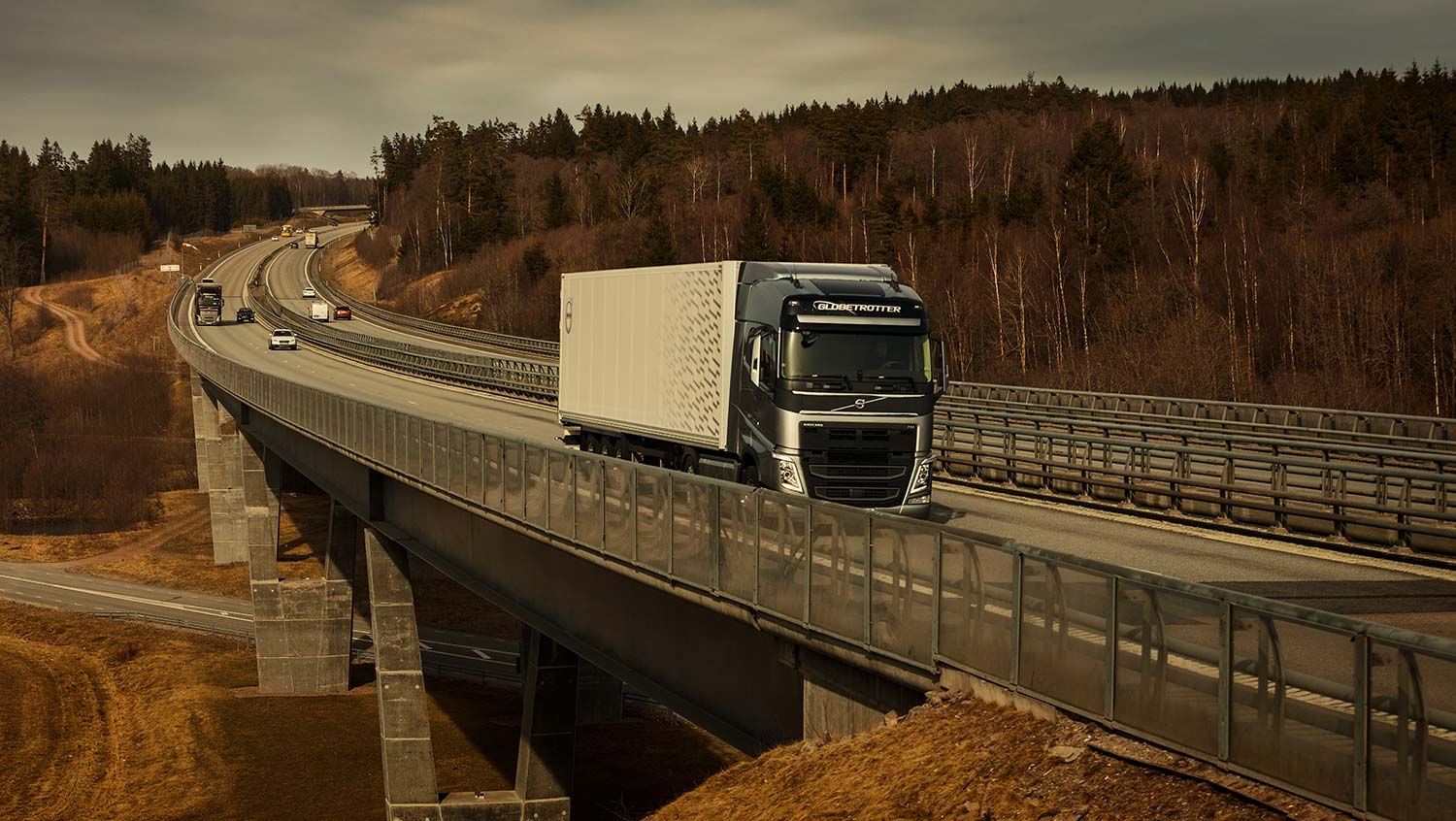 Wat is Volvo Dynamic Steering (VDS) met Stability Assist? | Volvo Trucks