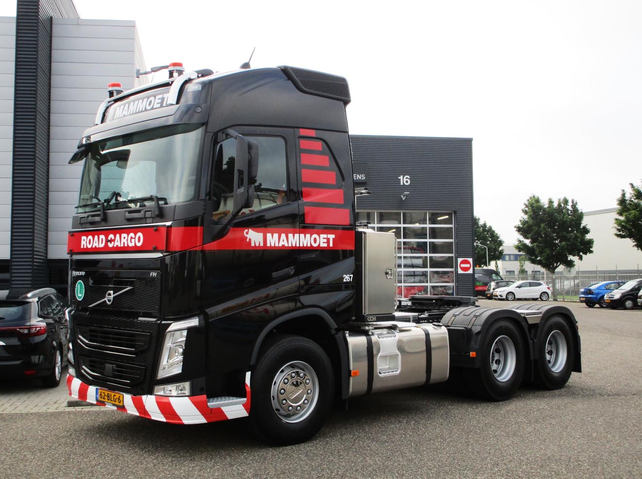 Wat is een 6x4-trekker? | Volvo Trucks