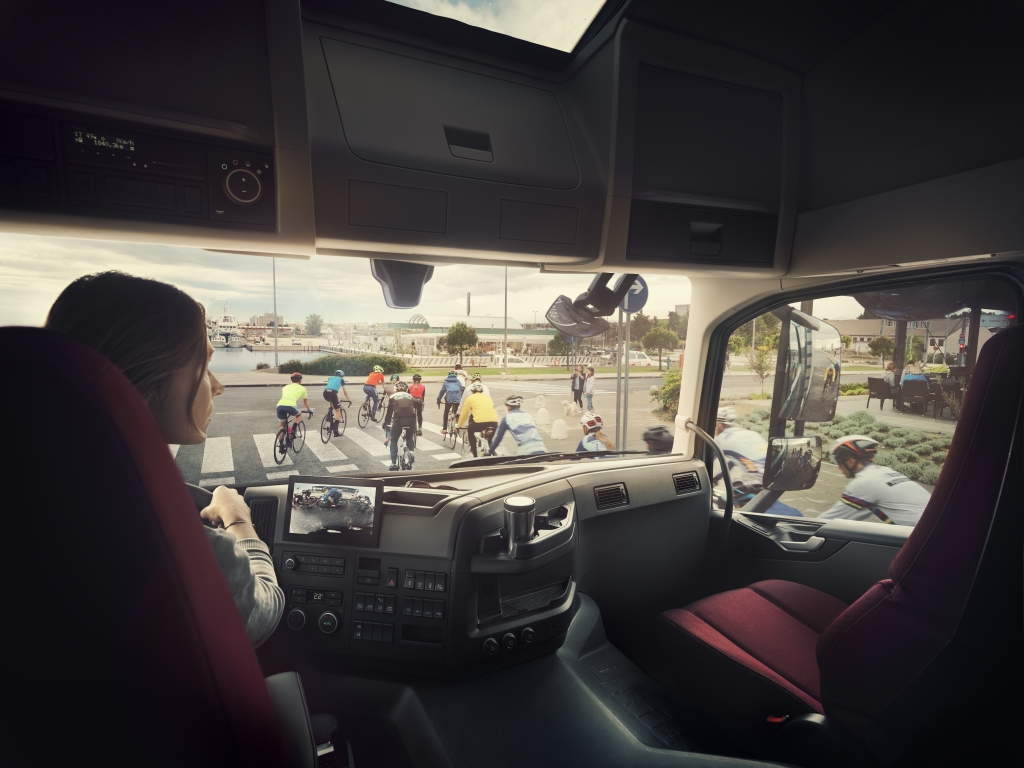 Hoe werken de Volvo FM veiligheidscamera's? | Volvo Trucks