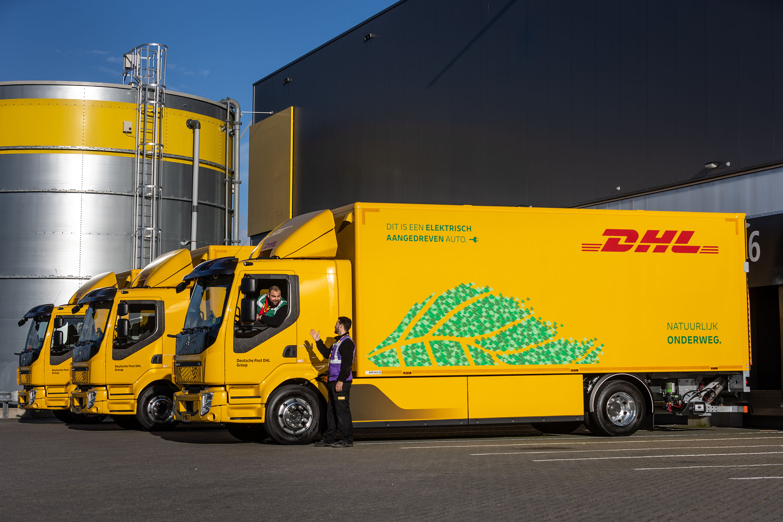 DHL Parcel zet verder in op uitstootvrij transport met drie Volvo’s FL ...